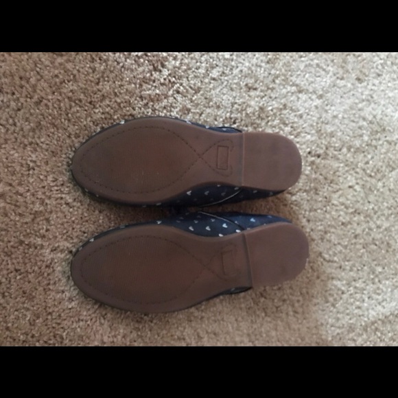 OshKosh B'gosh | Shoes | Osh Kosh Girls Strappy Shoes With Ties ...